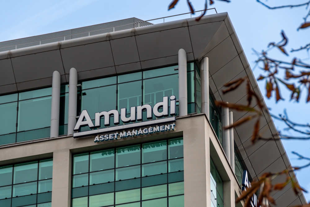 Amundi takes 10% stake in ICG as part of private credit push - Funds Europe